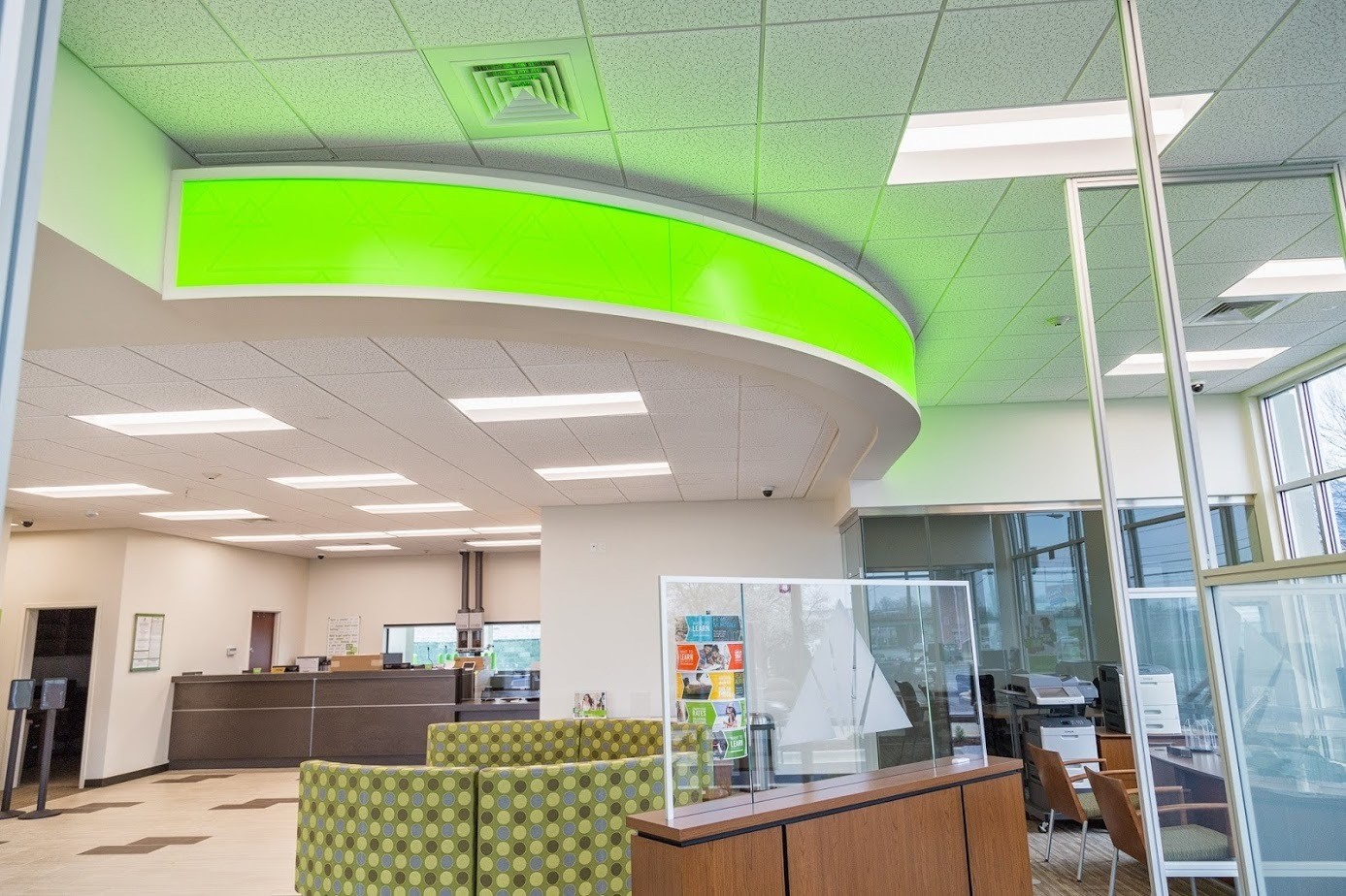 Regions Bank Interior | Method-1 Interiors