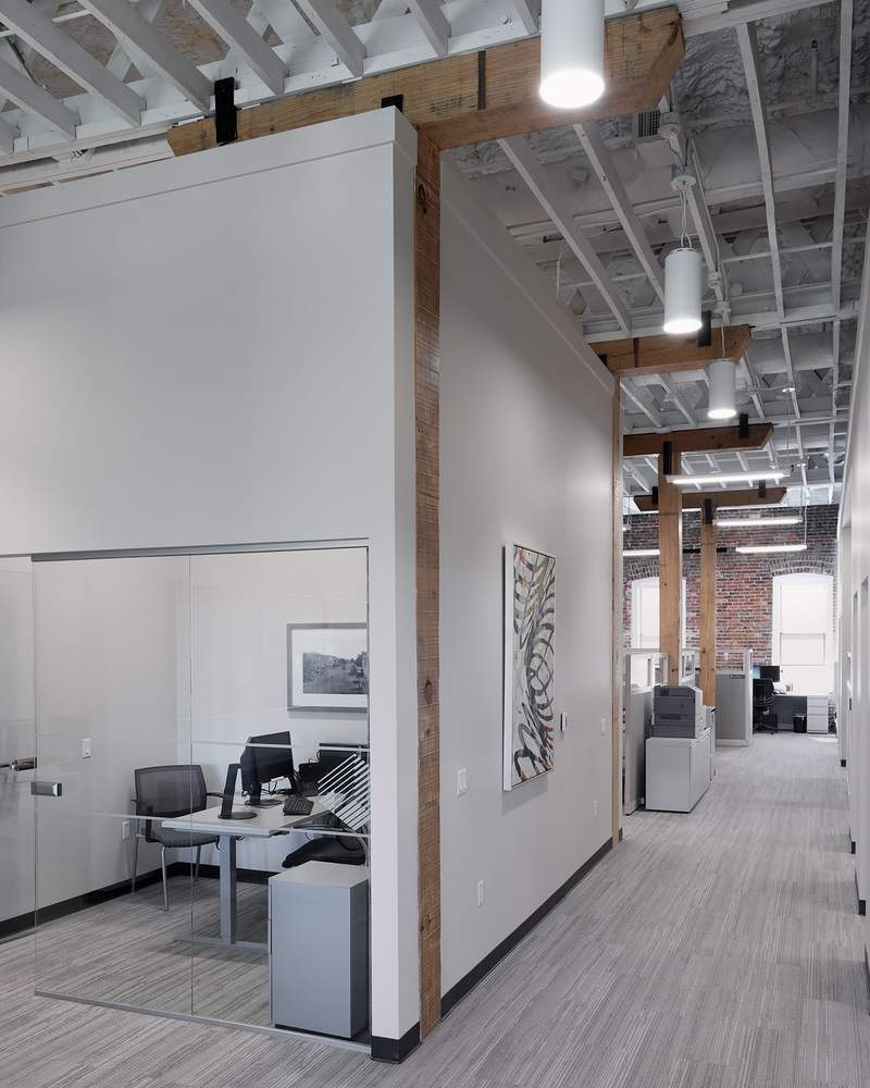 Florida Bank Interior | Method-1 Interiors