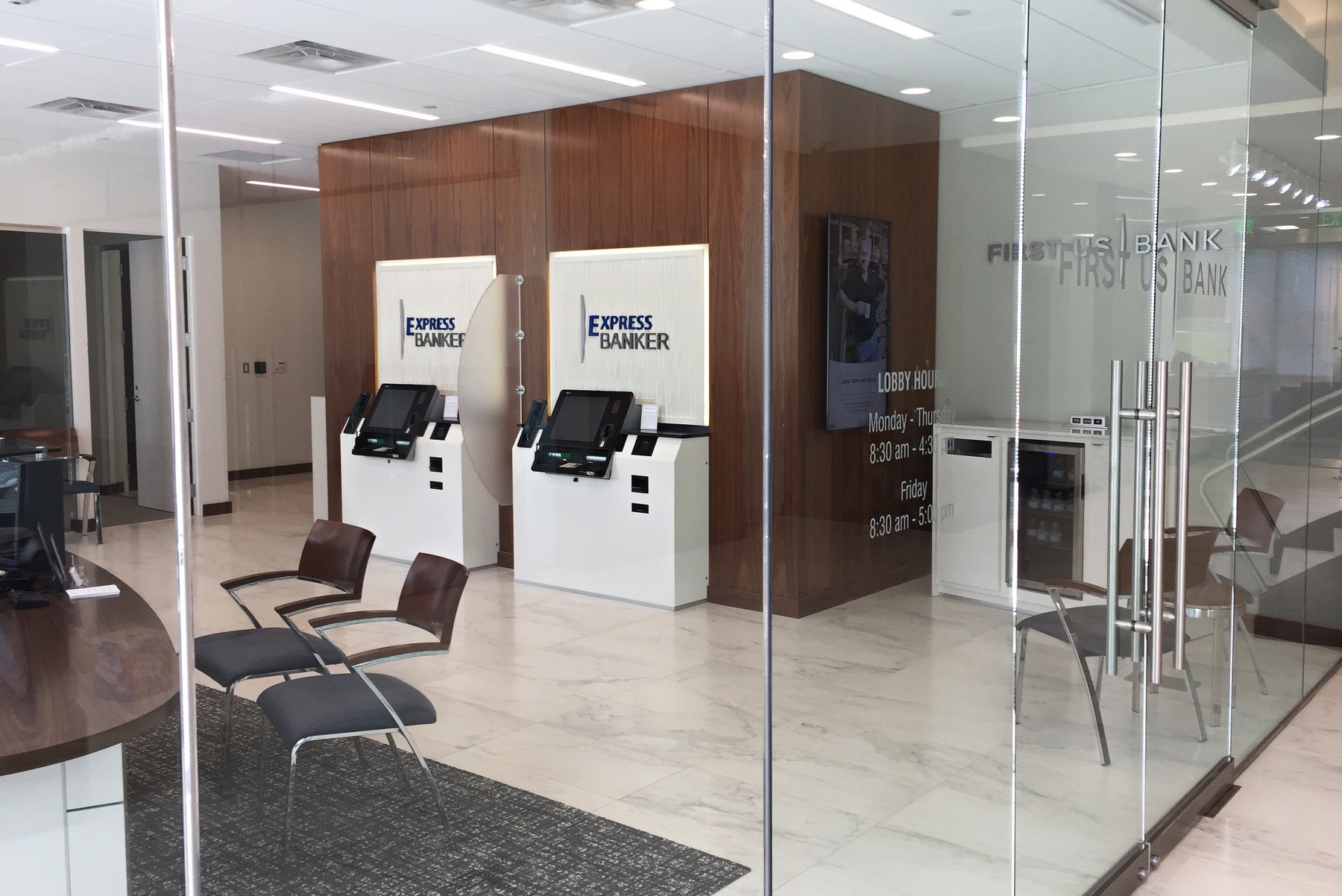 First US Bank | Method-1 Interiors
