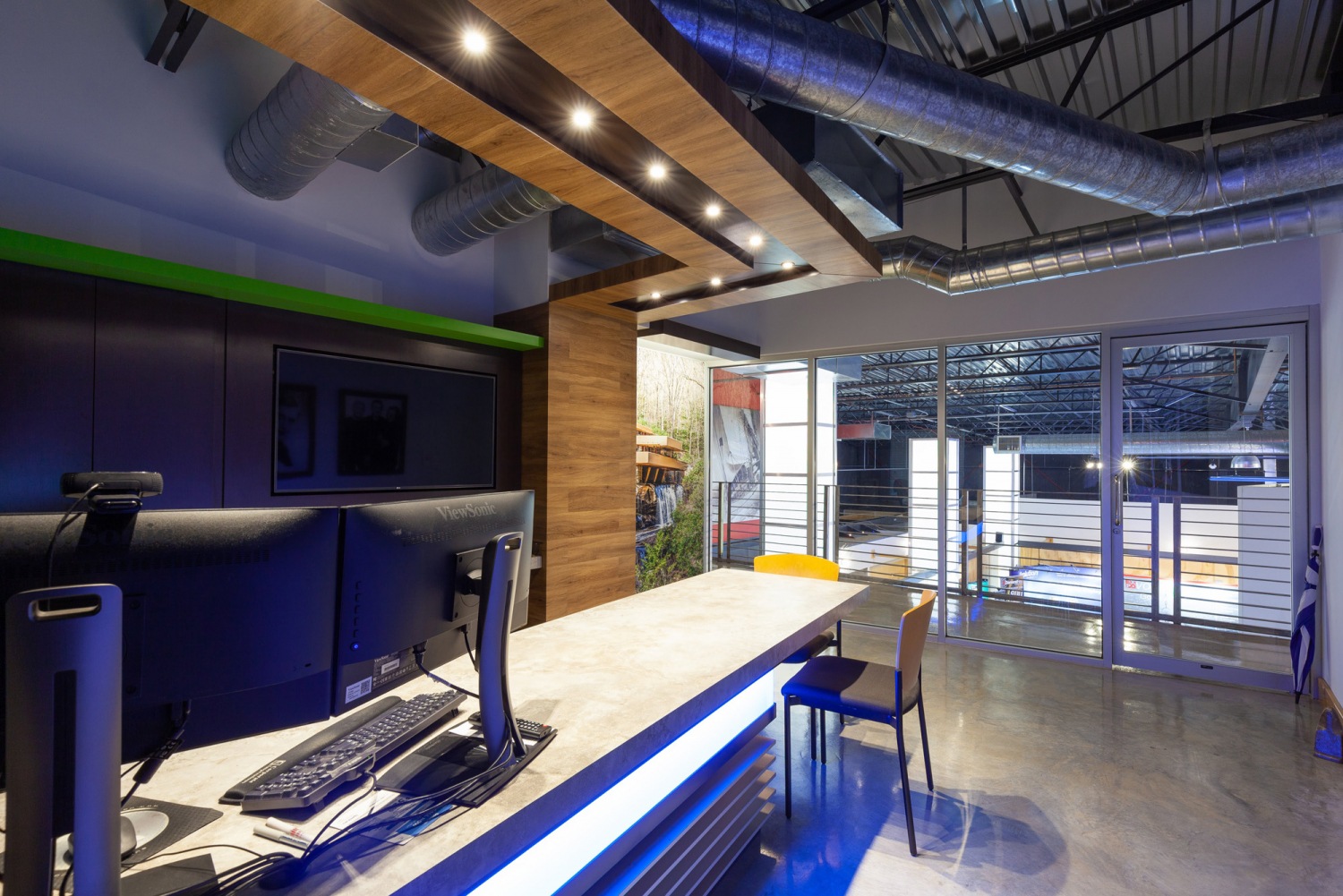 5_office desk | Method-1 Interiors