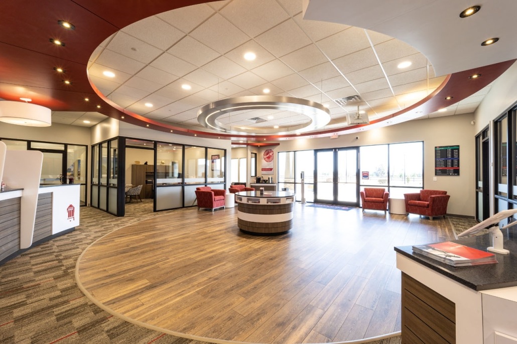 Custom Credit Union Interior | Method-1 Interiors